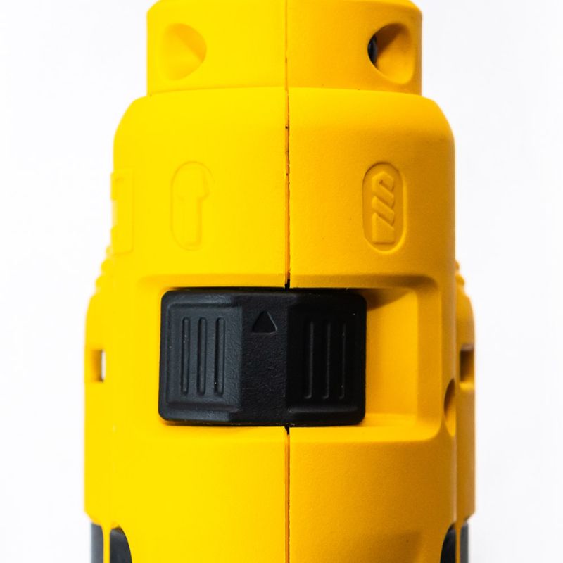 Taladro Percutor DeWalt DWD024 1/2: Potente y Preciso para Proyectos de ...